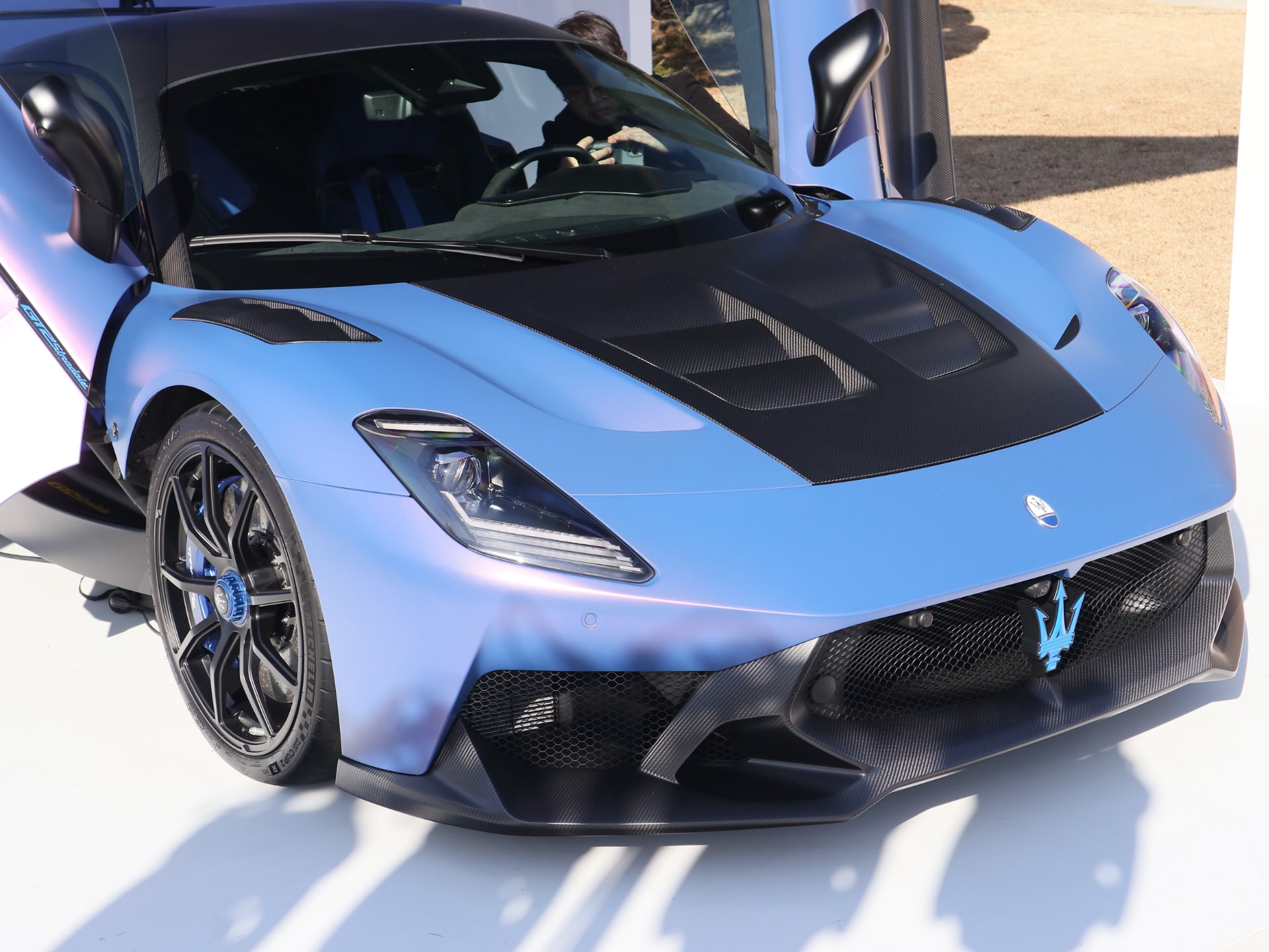 [국내 최초 공개] 마세라티 GT2 스트라달레 – 일반 도로에서 GT2 경주차의 성능을 느낄 수 있는 스포츠카 – 제이슨류닷넷 ...